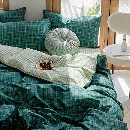 Solid Down Alternative Reversible Comforter vs Patterned Down ...